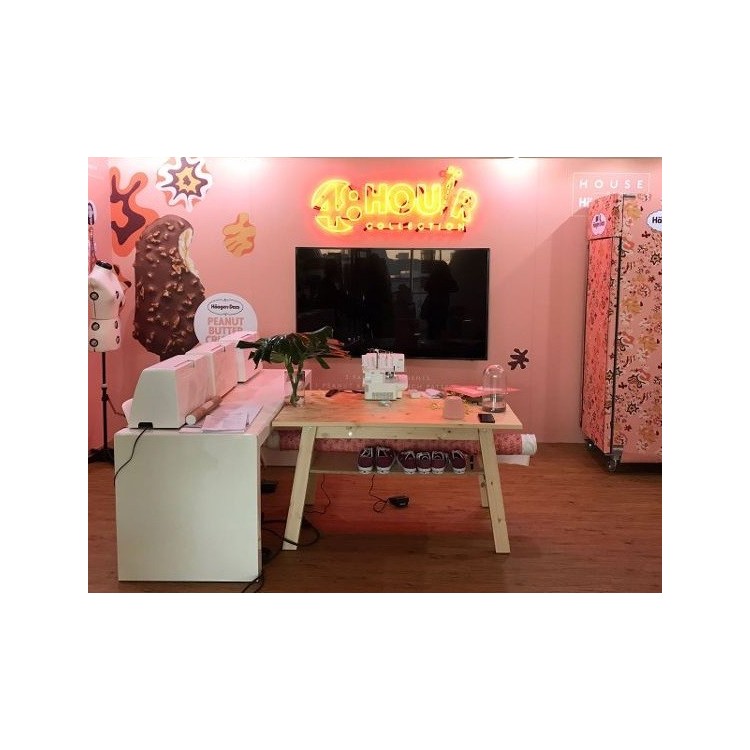 LED TV screen hire Berlin, Rent large tv screens, Rent Large Screen ...