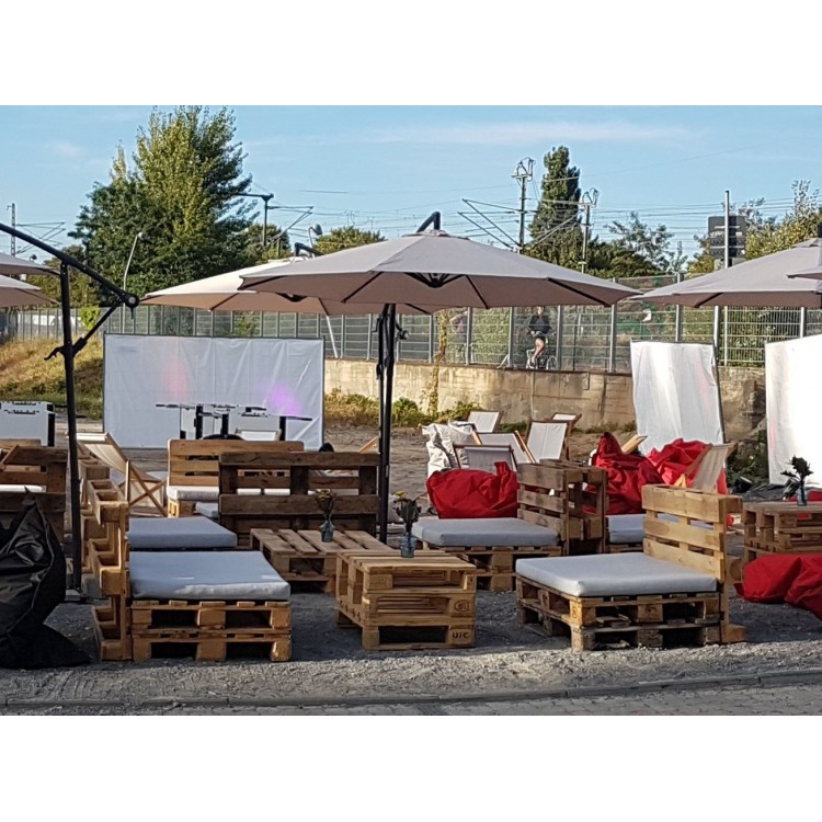 Pallet Furniture Hire Berlin, Rent Pallet Tables & Chairs, Outdoor ...